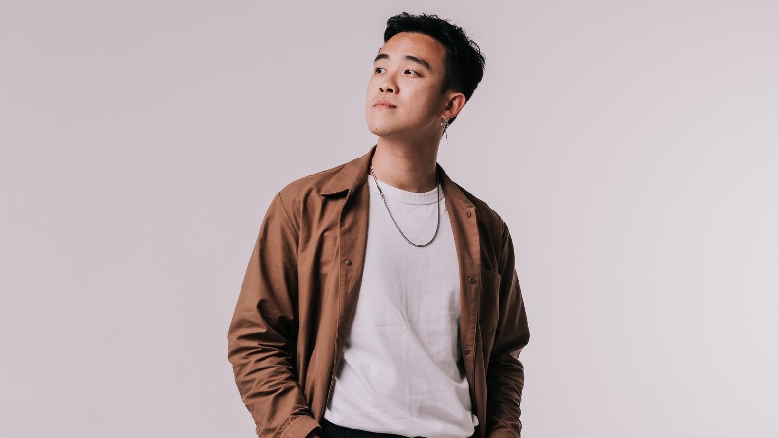 Myrne Releases a New Introspective Single ‘What Can I Do?’