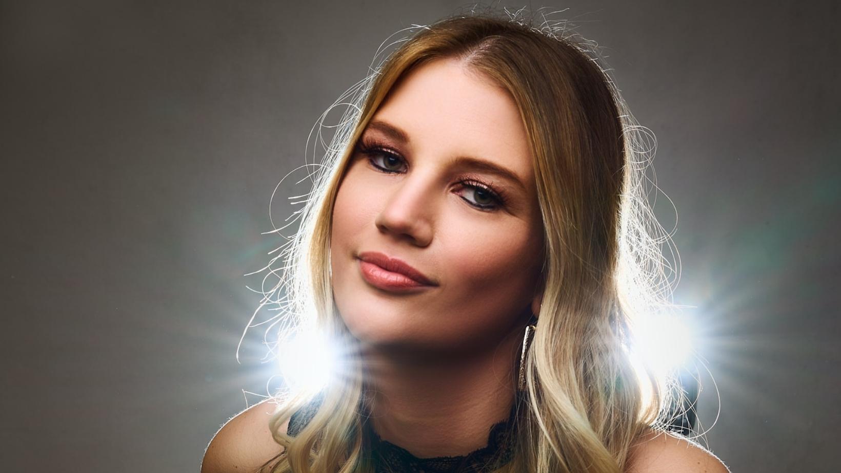 Spotlight Interview With Rising Country Singer Sarah Harralson