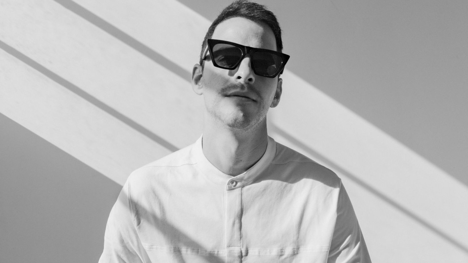 Adam Ten & Bontan Collaborate on “Hey,” a Percussive Tribal House Track