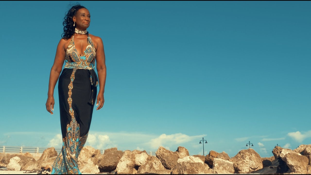 Exclusive Spotlight Interview With International Entertainer Victoria ...